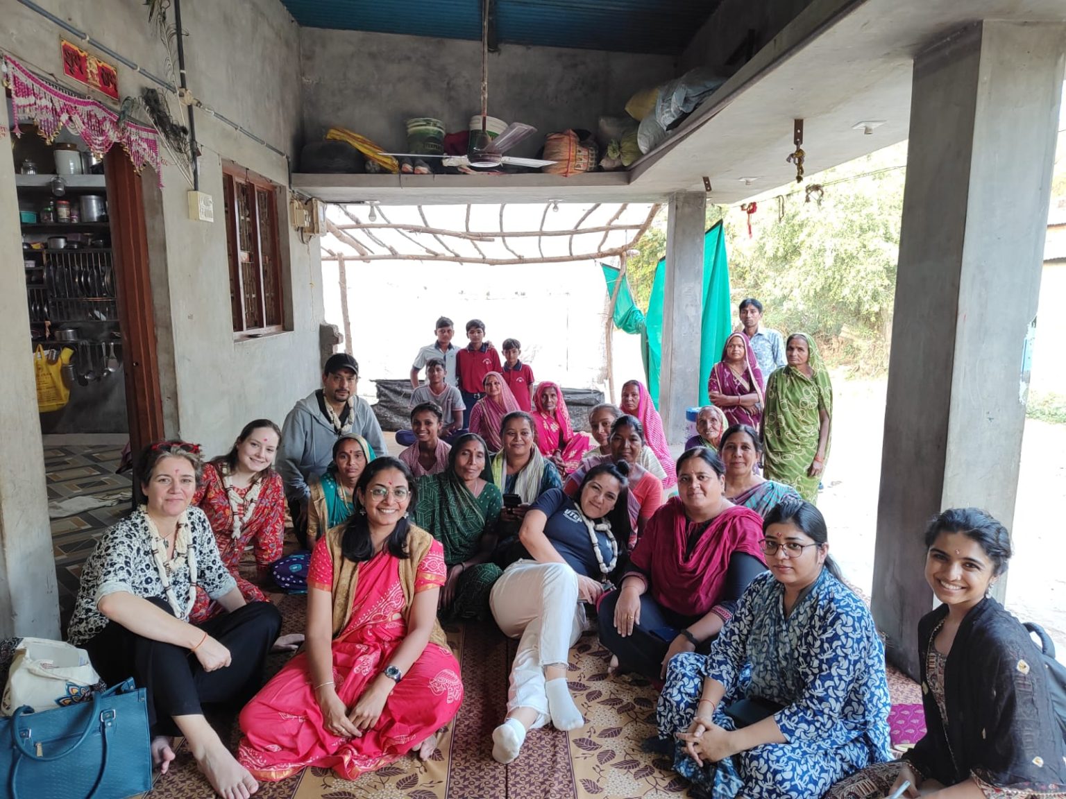 Sewa, the union empowering informal women workers through co-ops - Co ...