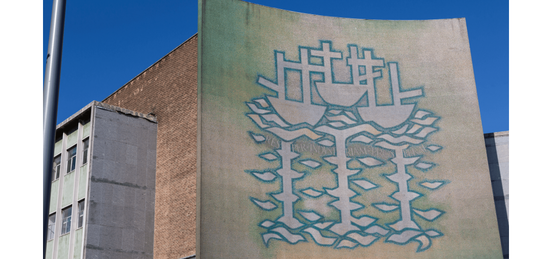 Hopes for rescue of Hull's iconic Three Ships co-op mural - Co ...