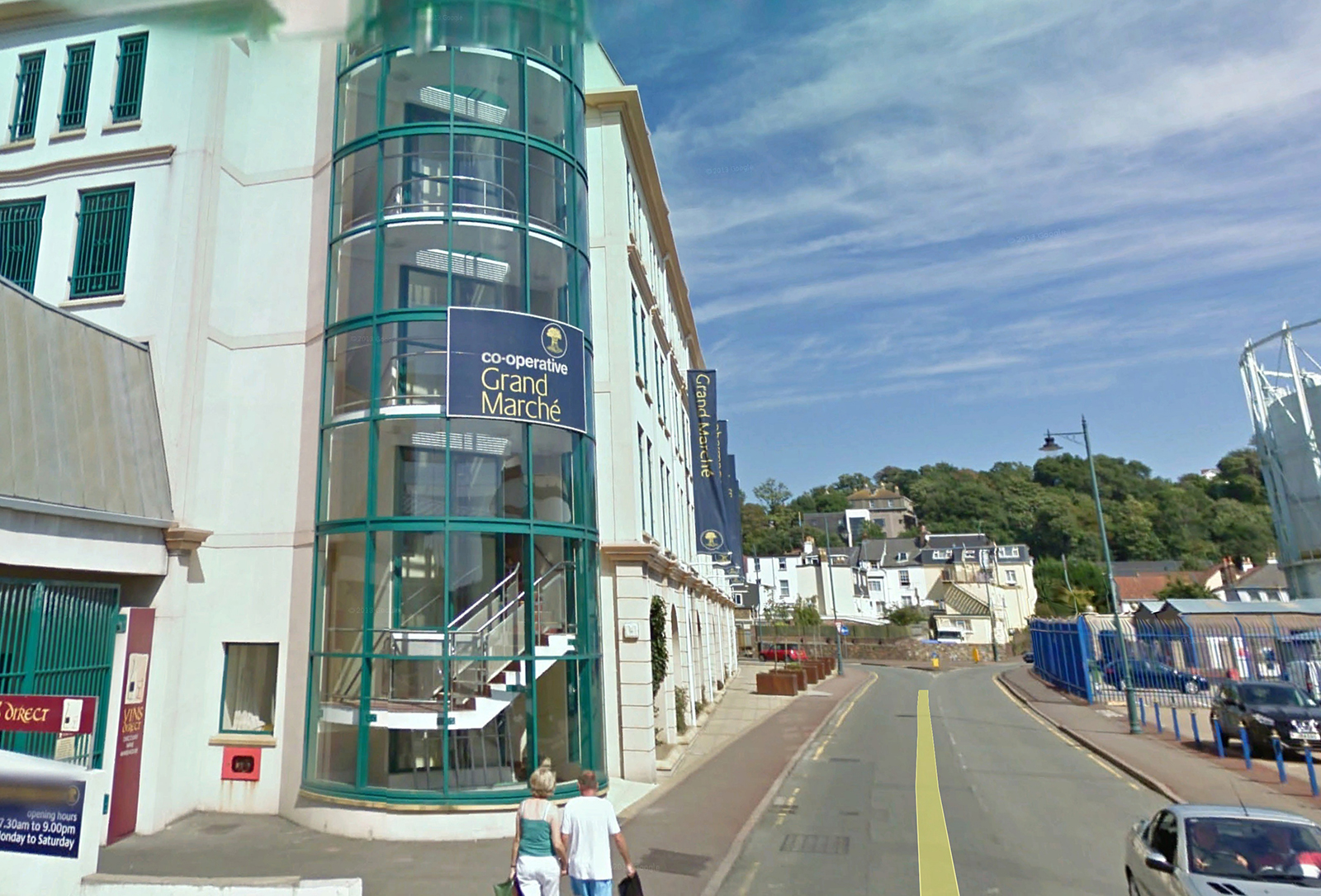 Channel Islands Co-operative rewards two colleagues for charity support ...